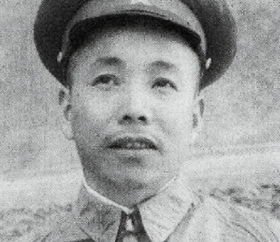 Why did he become a general when he was supposed to be a lieutenant ...