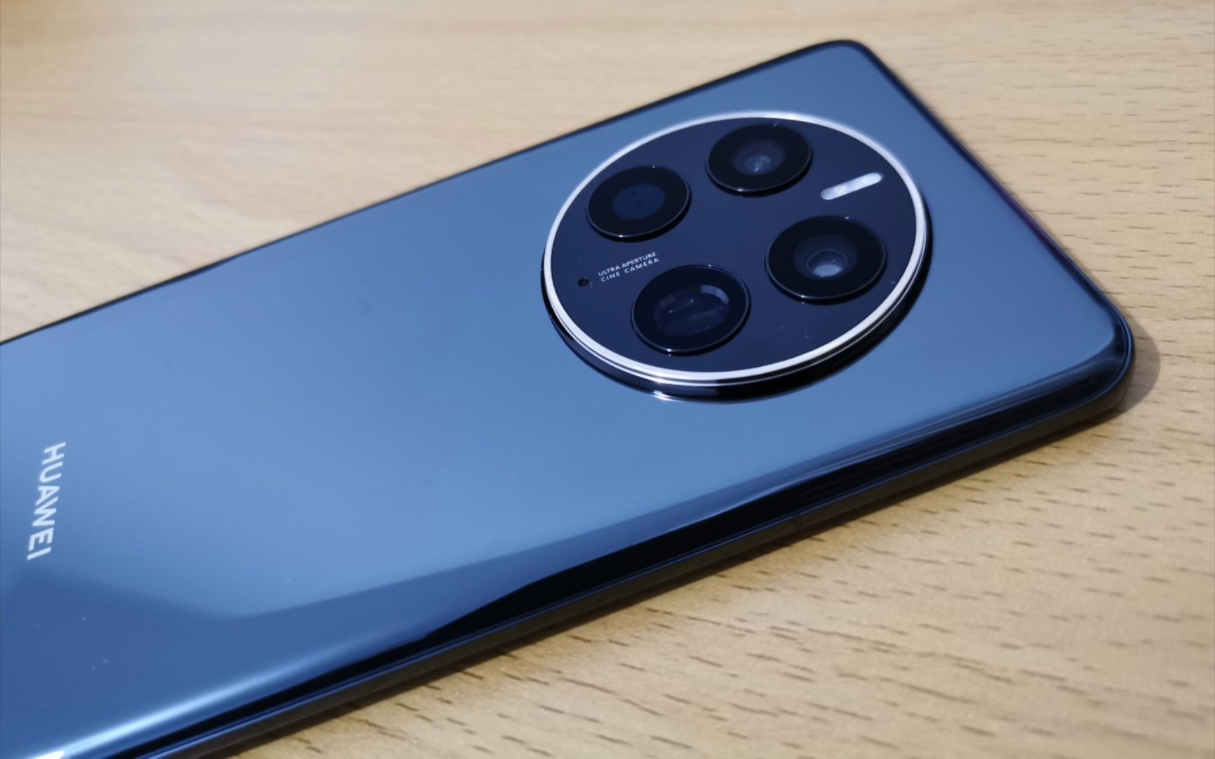 What is the difference between an entry-level phone of more than 1,000 ...
