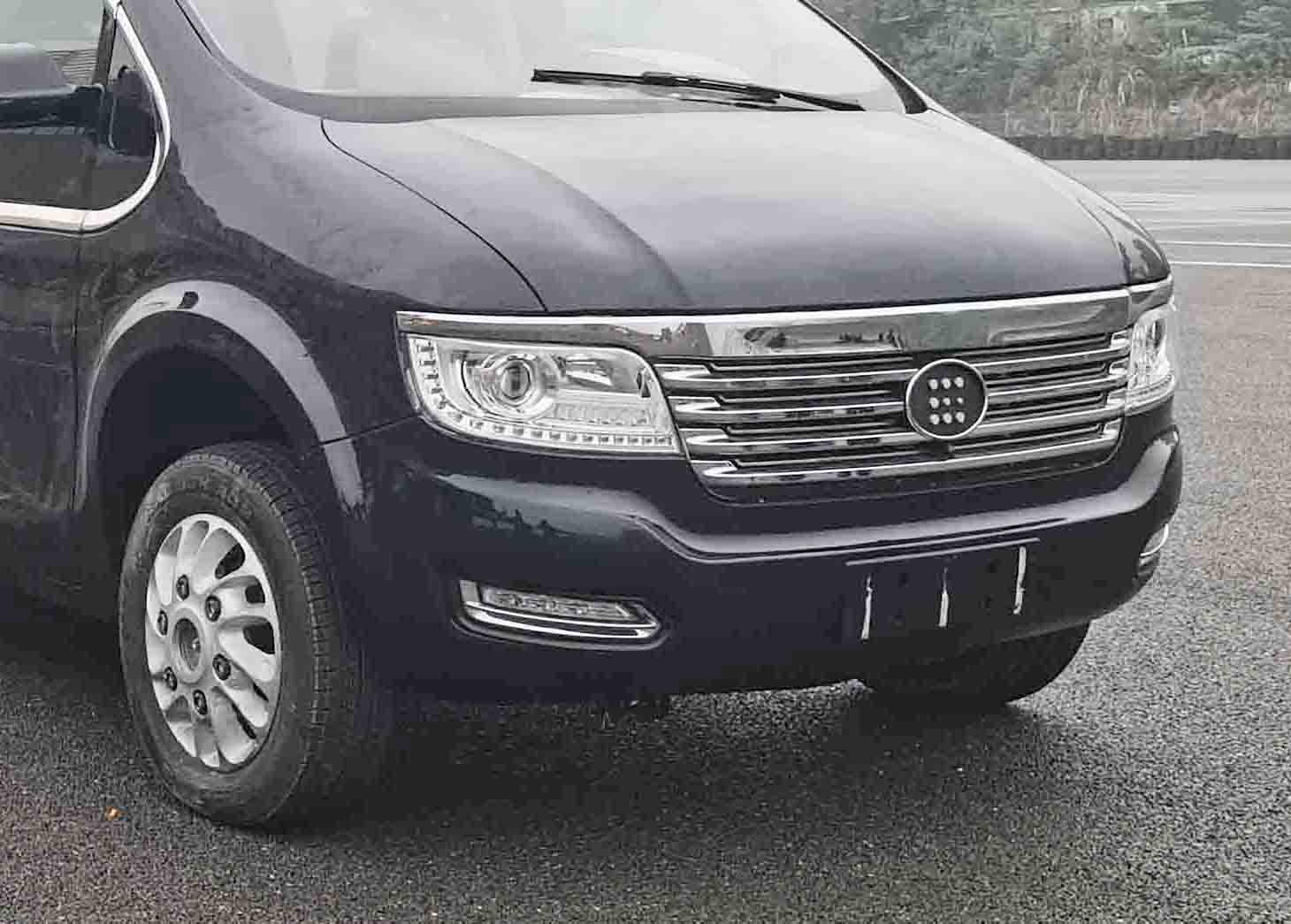 Dongfeng Scenery's large-scale pure electric MPV is exposed, with a ...