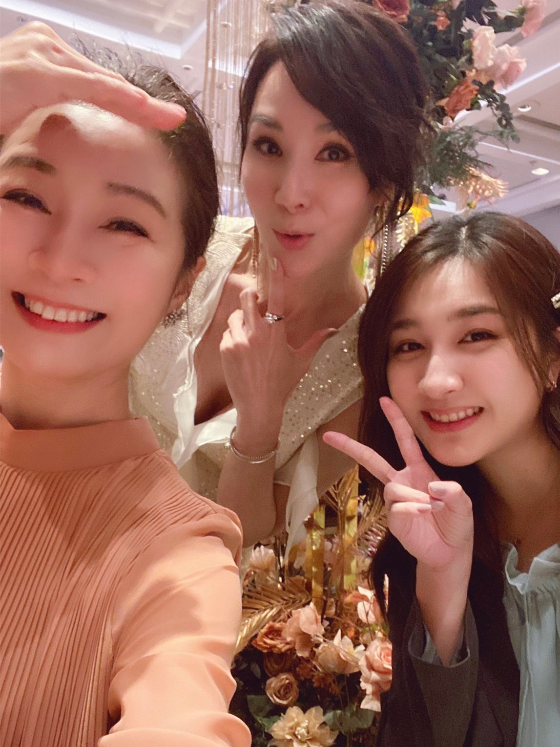 Divorced with Jiao Enjun for 1 year, the recent situation of the 51 ...