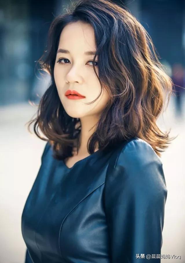 Share pictures - temperament goddess Cheng Xiang - iNEWS