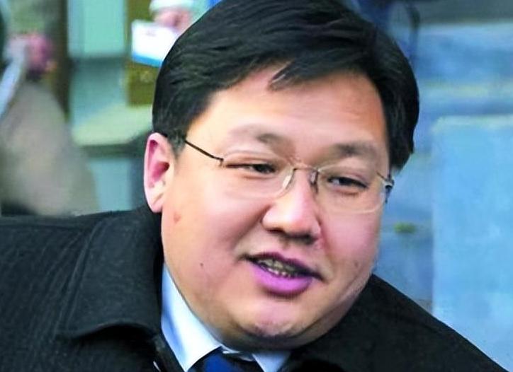 Billionaire Xu Ming: After 8 years of illness and death in prison, how ...