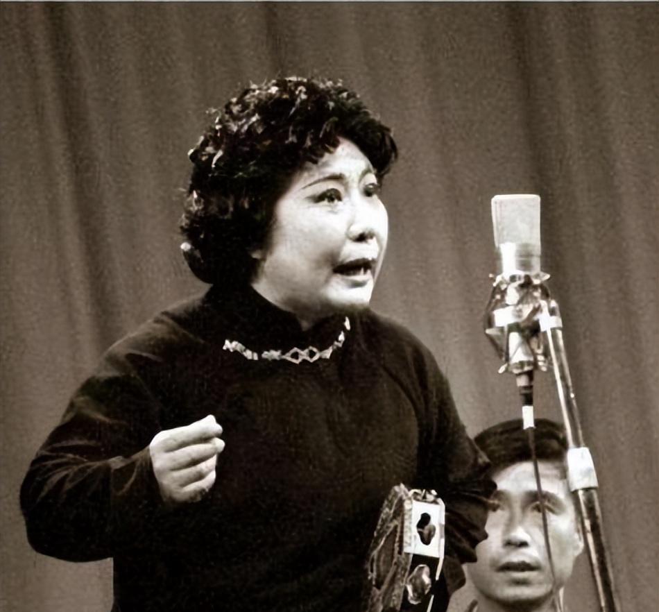 Queen Ma Zenghui's husband died of cancer. She was troubled by rumors ...