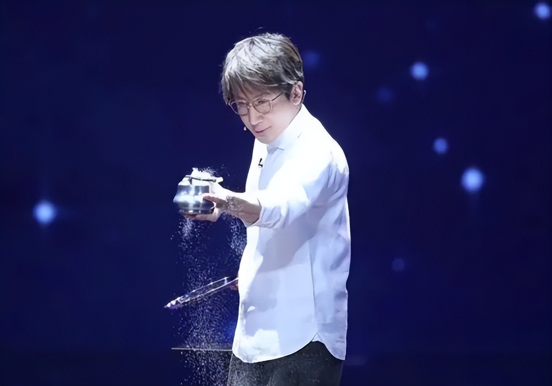 In 2009, what happened to Liu Qian, who became popular overnight on the ...