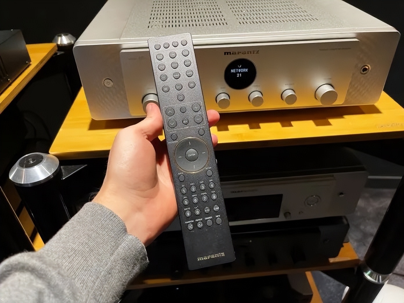 Marantz Model 40n: The best amp in Marantz? - iNEWS