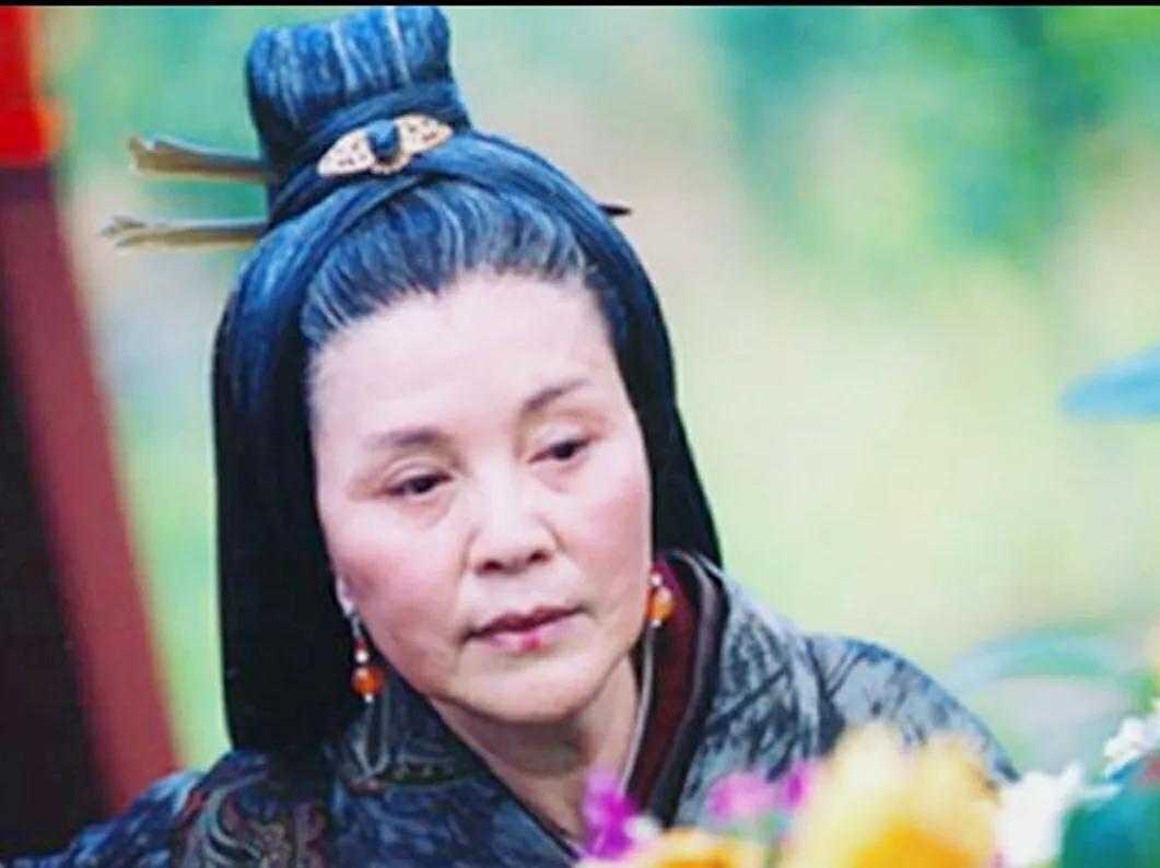 Cui Yi was very knowledgeable, but he didn't want to be an official, so ...