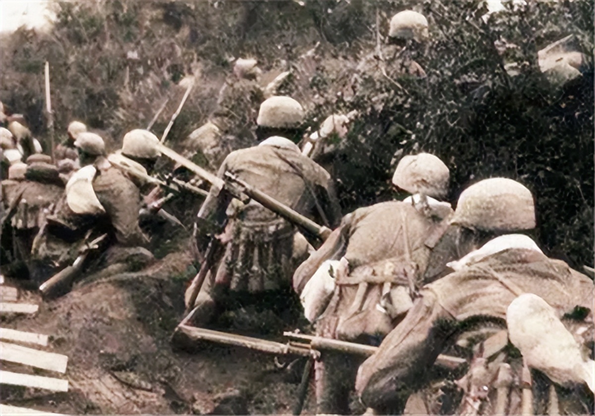 Zhang Huizan was captured alive by the Red Army, three of his ...