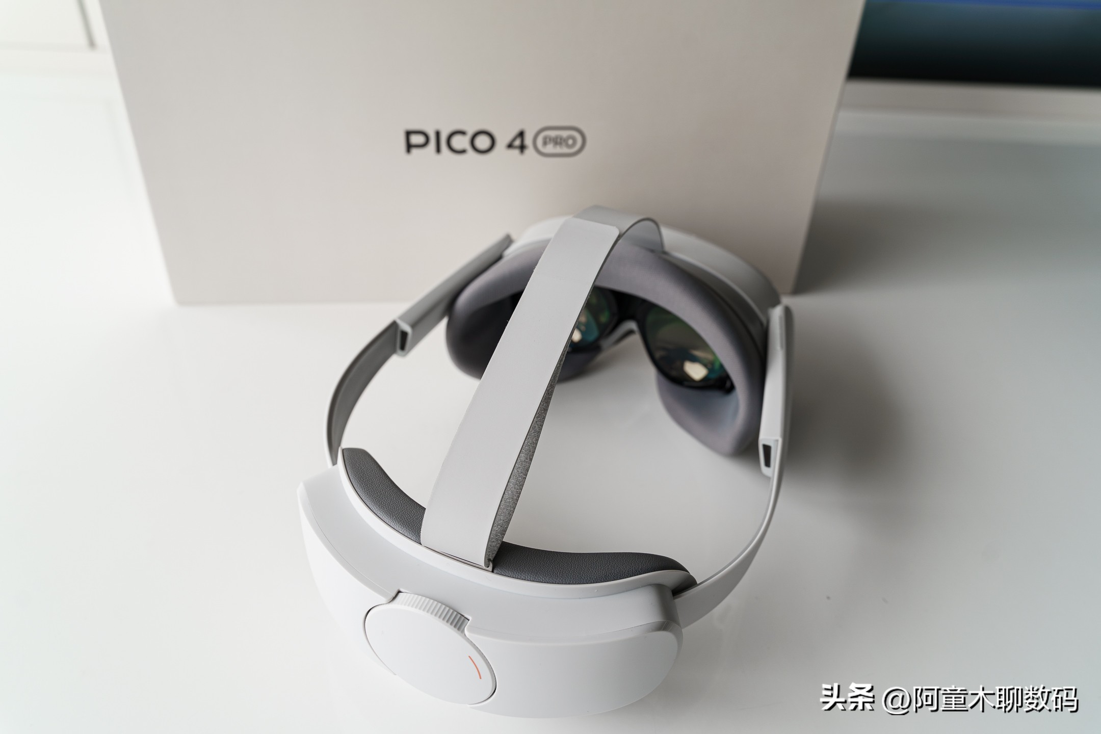 Perfect experience of virtual and reality - PICO 4 Pro VR all-in-one ...