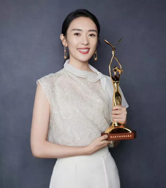 Chen Xiao has completely ascended! Tong Yao, the queen of the new drama, is expected to become ...