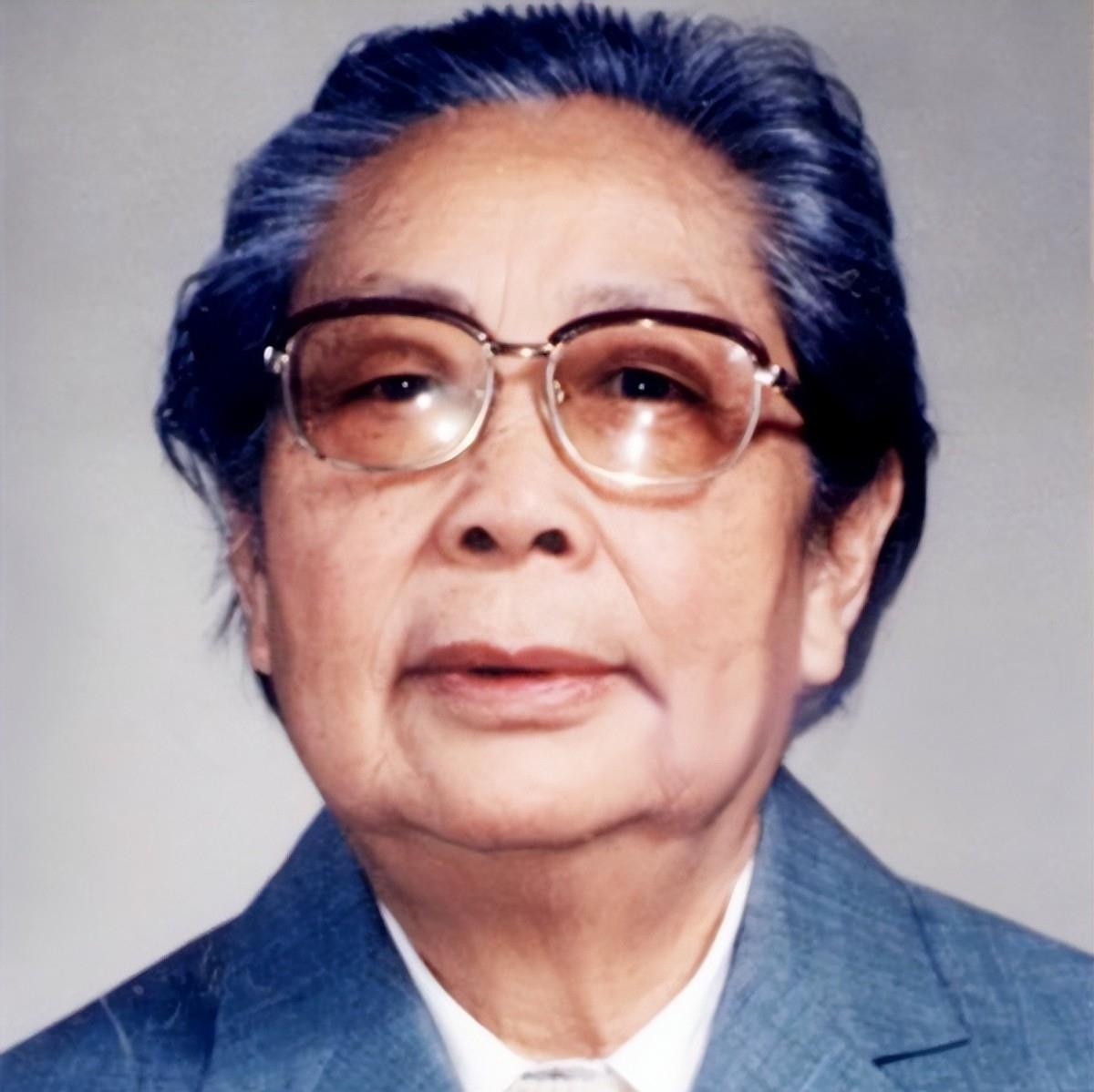 In 2020, Mrs. Gao Gang passed away at the age of 100. She will always ...