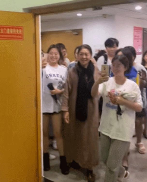 Suyan PK competition! Ni Ping, Zhang Kaili, Wang Liyun, who is more ...