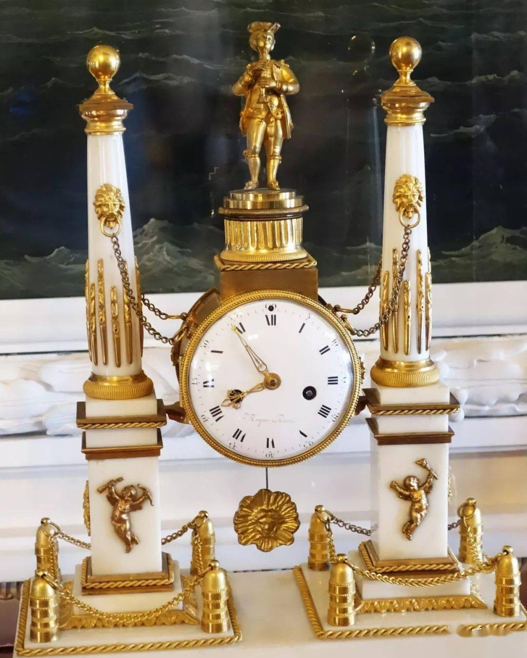 What innovative technologies or design elements were used in court ...