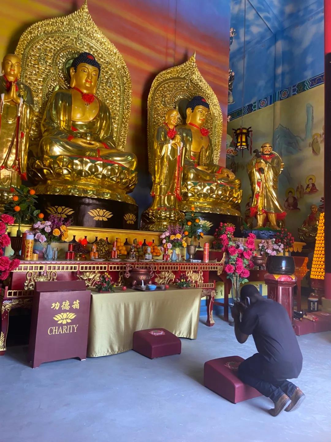 Chinese temples in Africa - iNEWS