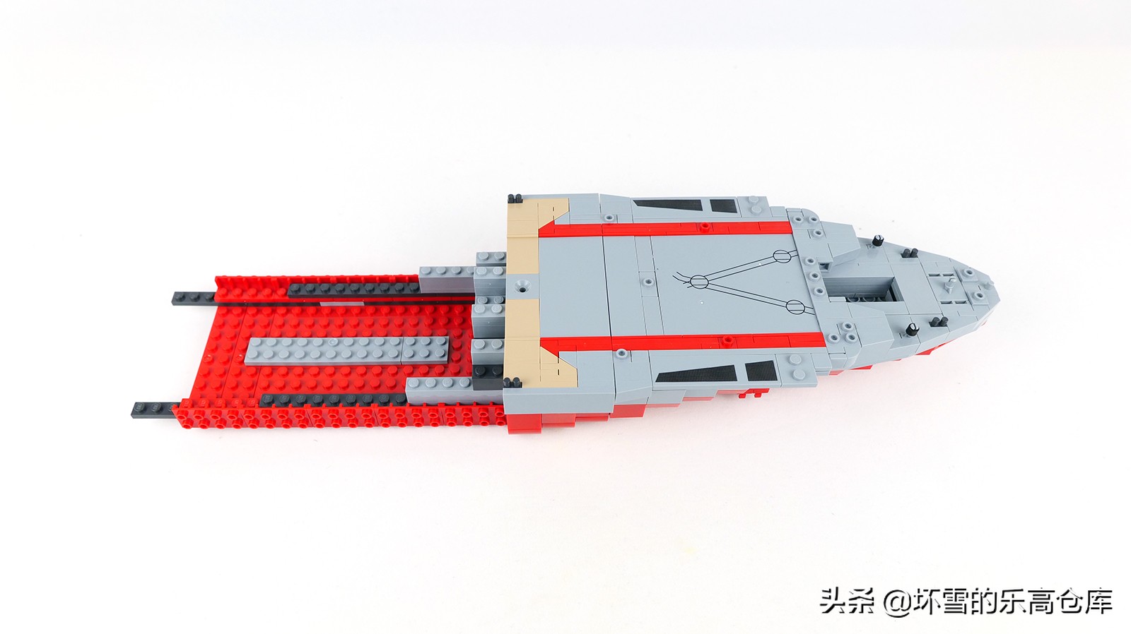 The Fall of the Great Ship: Cobi Building Blocks Musashi Battleship ...