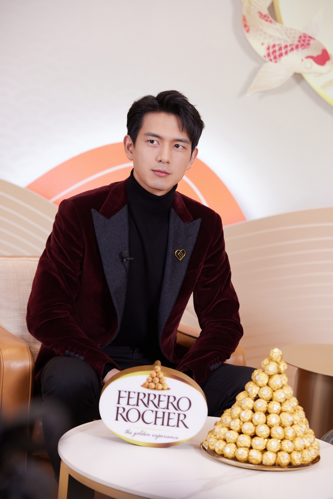 The new male god Li Xian is more handsome in his daily outfits than in ...