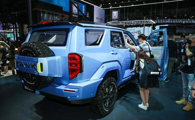 The domestic SUV tank 400 is coming, domineering sideways, unique ...