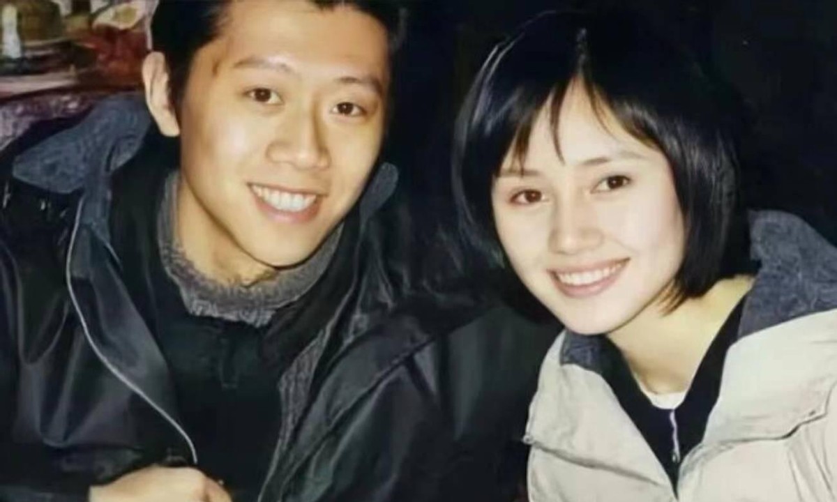 After 15 years of marriage, they are still in love. Xia Yu was ...