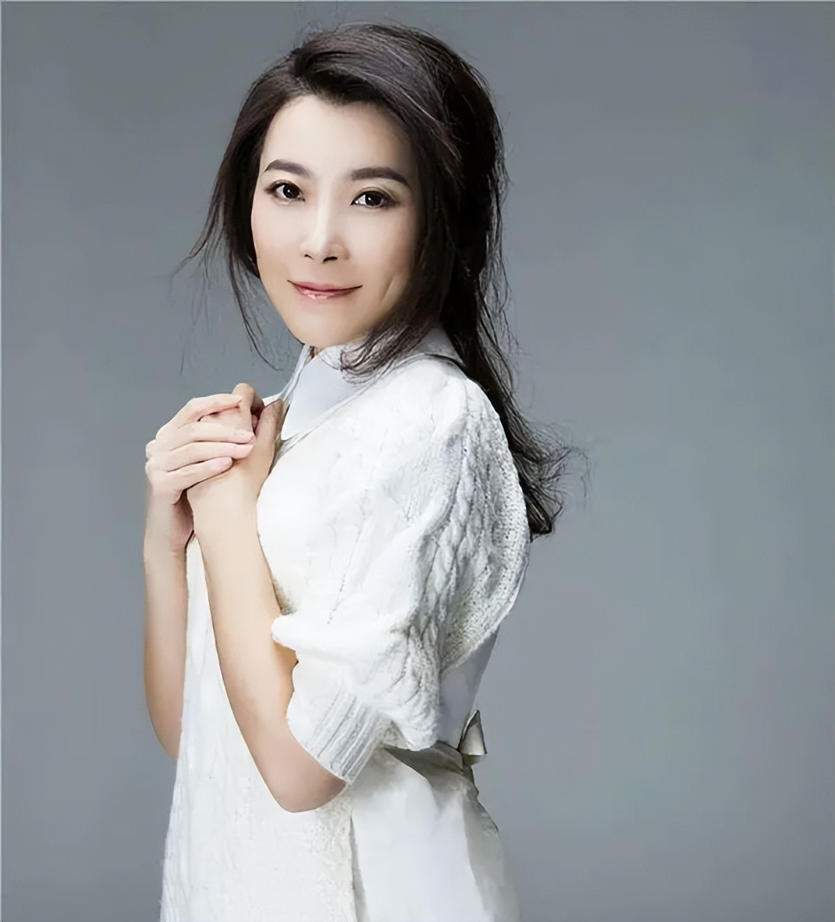 Mingyang Entertainment—Beauty Star—Zhang Yanyan - iNEWS