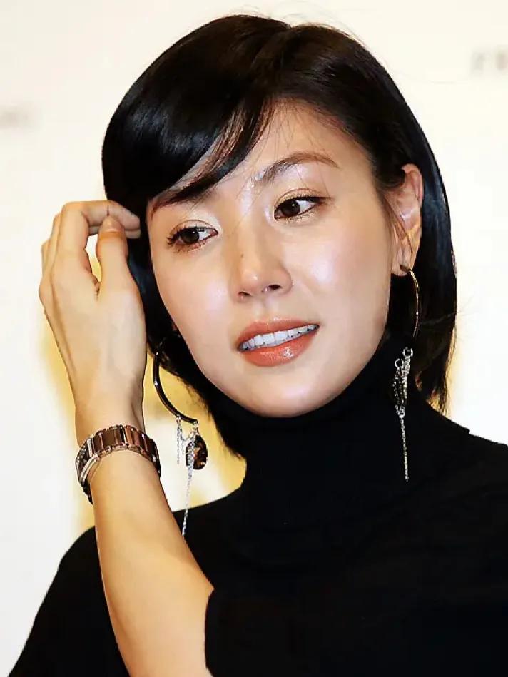 Cheng Xian'e: The beauty pageant lady who is full of acting charm, do ...