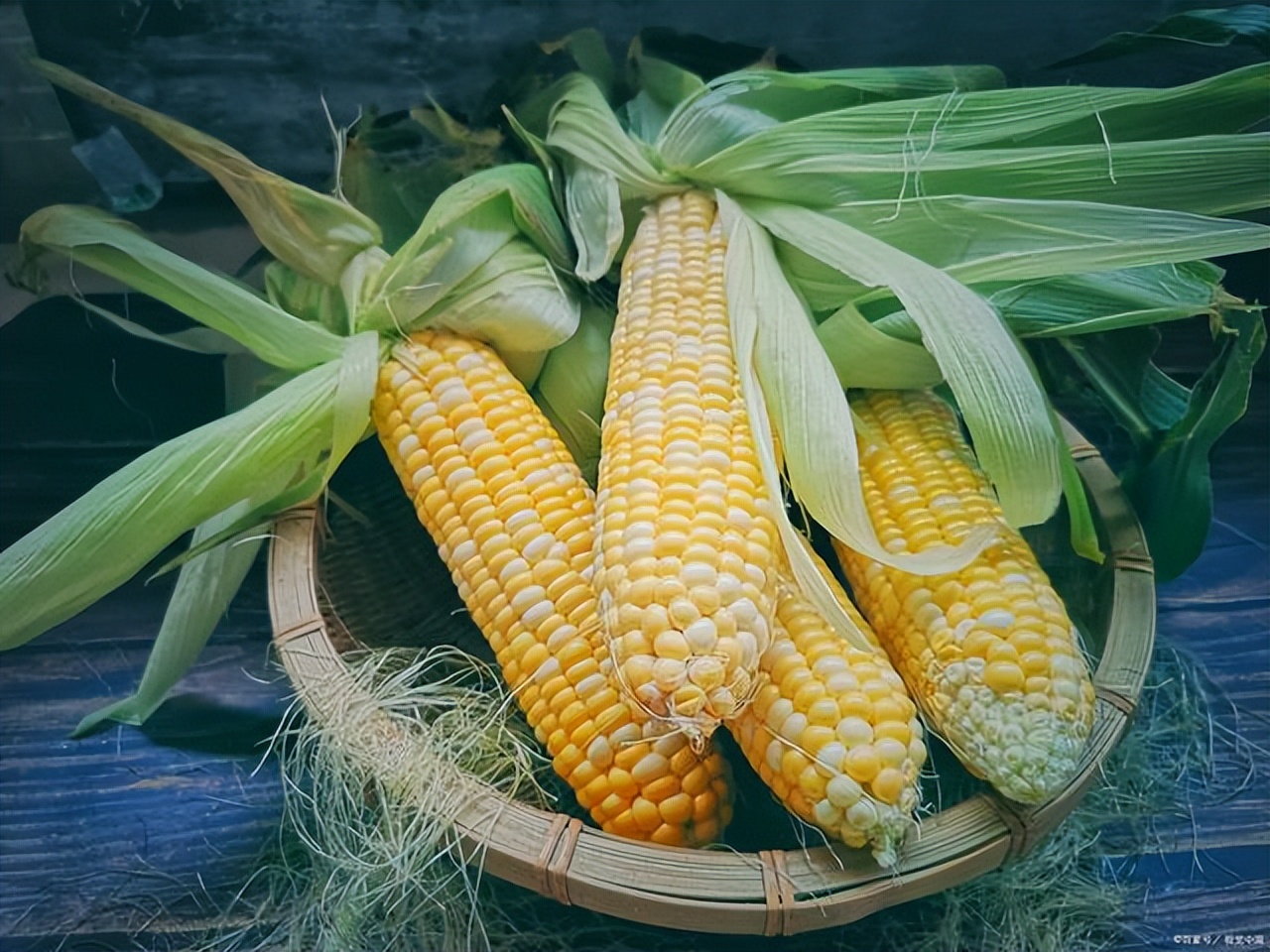 Sweet corn VS waxy corn, not all corn is suitable for you, pick tips ...
