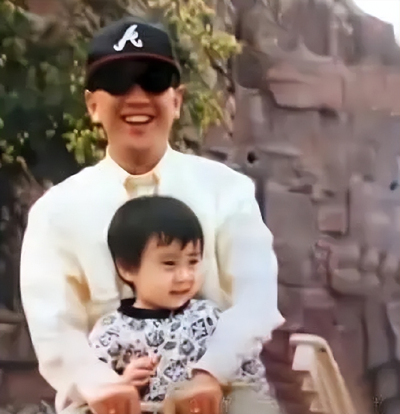 Shui Junyi's daughter's recent situation: She joined CCTV as a reporter ...