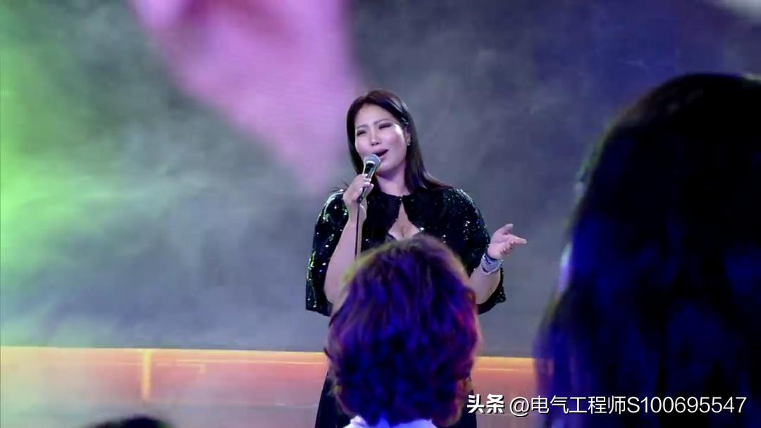 The Mongolian actresses were moved to tears after hearing her singing ...