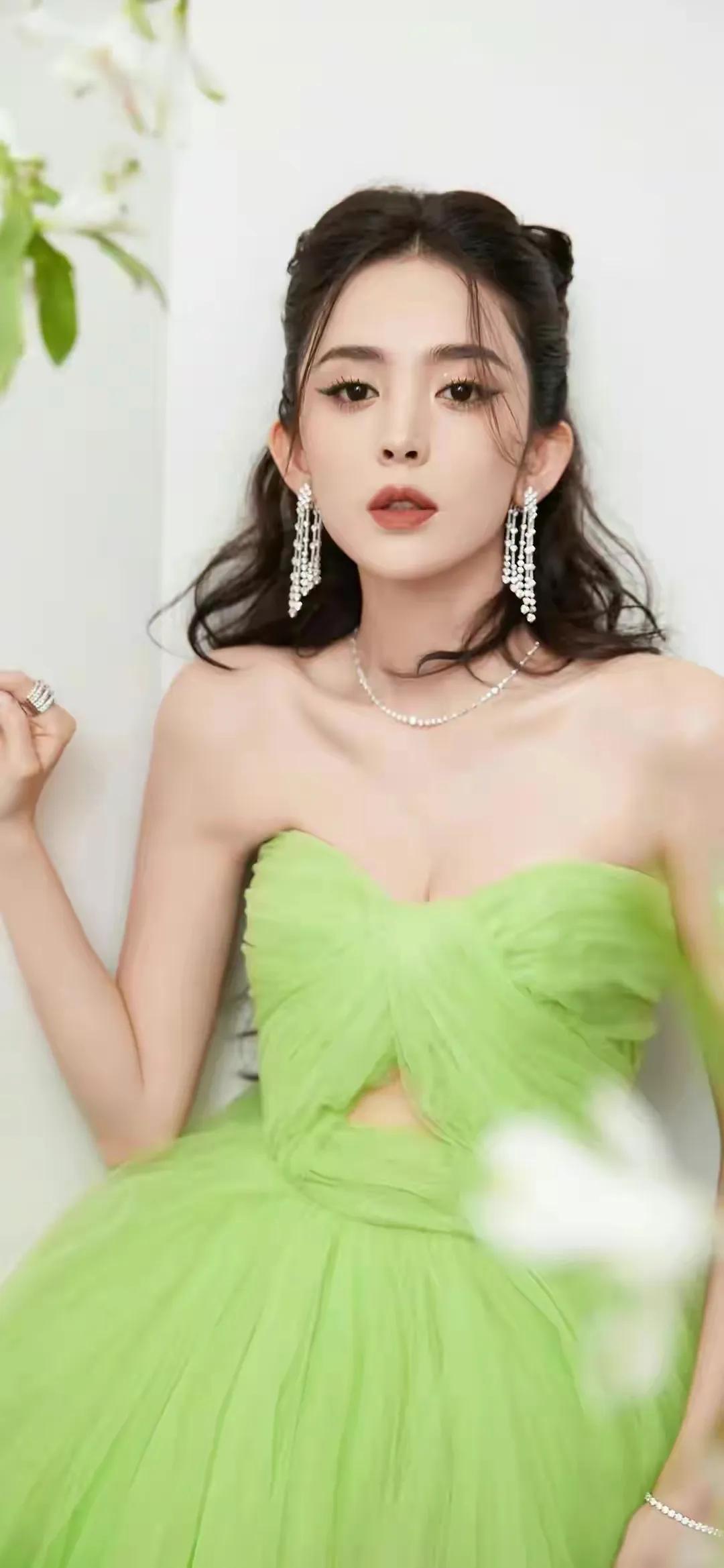 Guli Nazha: sweet and pleasant national goddess, talented and multiple ...