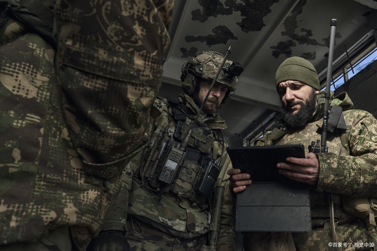 Characteristics and Trends of Modern Warfare: An In-Depth Analysis by ...