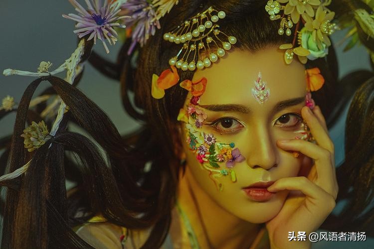 Flower Demon: A thousand-year love-hate song, a time-traveling joy and ...