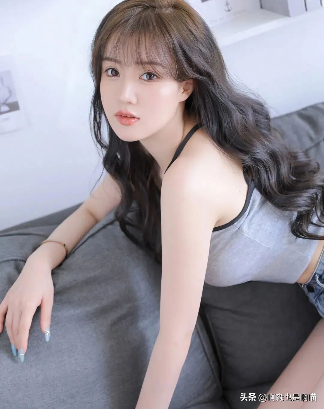 Private room photos of beautiful girls, showing real and natural beauty ...