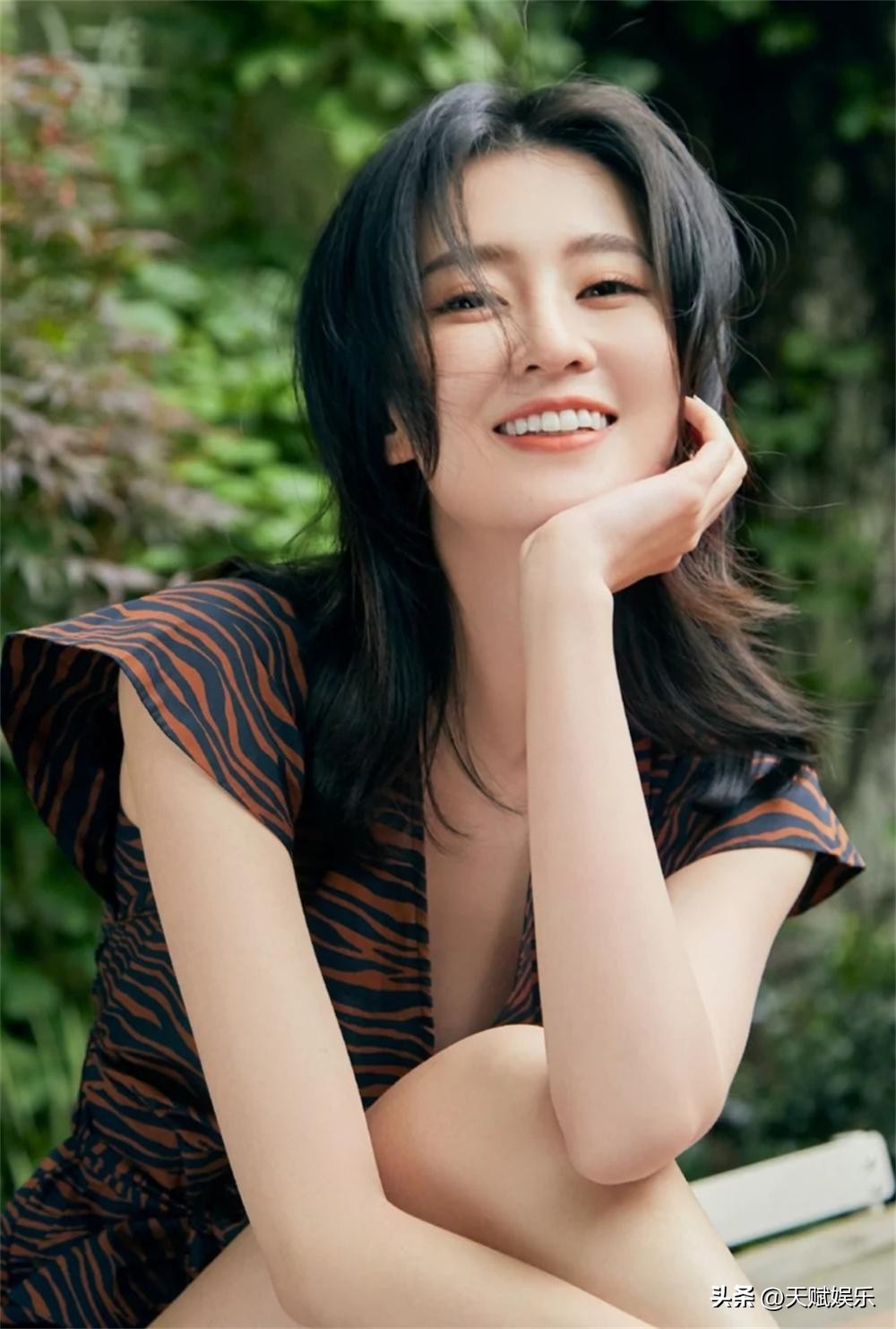 Actor Qiao Xin photo album "Sixteen" - iMedia