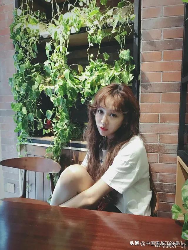 Movie star Jiang Yan——beautiful photo - iNEWS