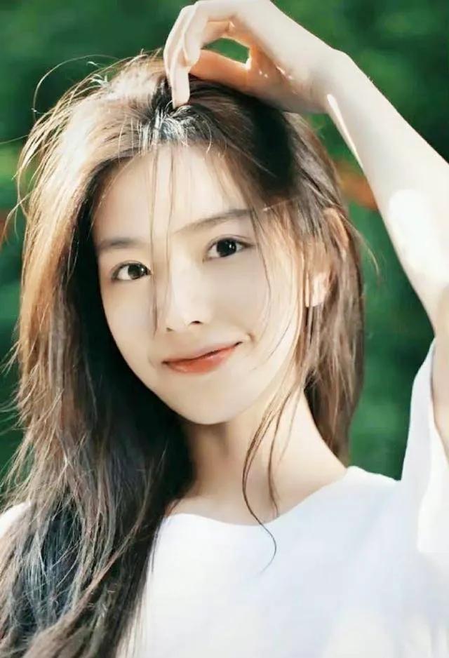 Internet celebrity, Sun Yining - iNEWS