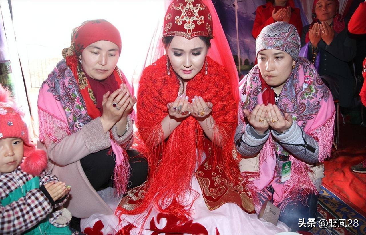 Xinjiang Women Pictures Images