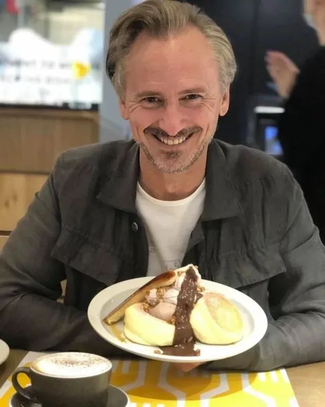 TVB's "Queen's Ghost Guy" and his wife have been ill and dare not give ...