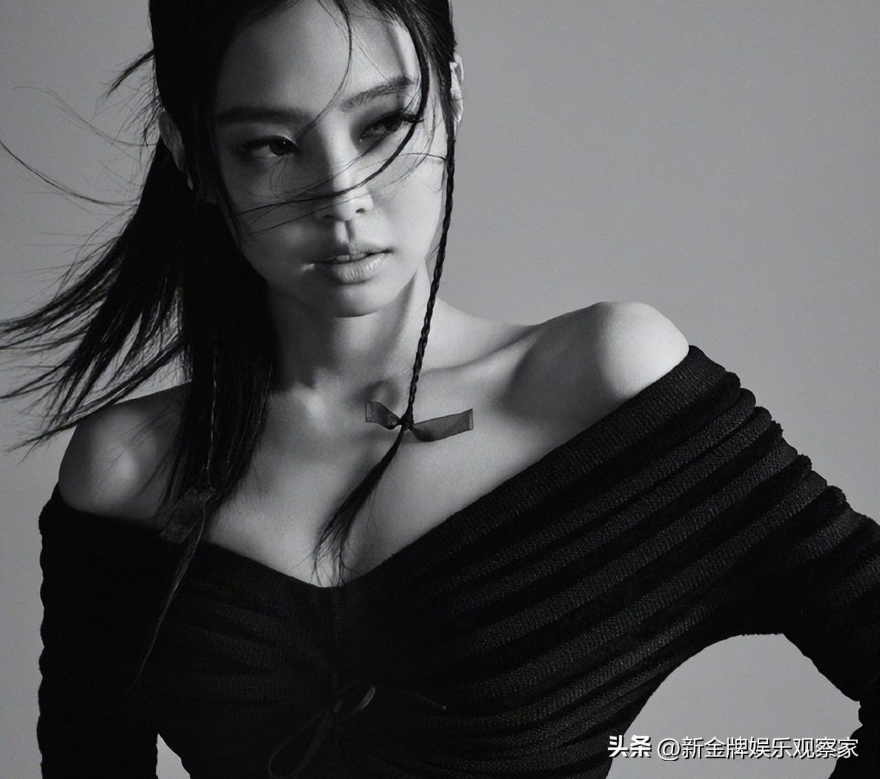 JENNIE appeared on the cover of the US edition, revealing that she ...