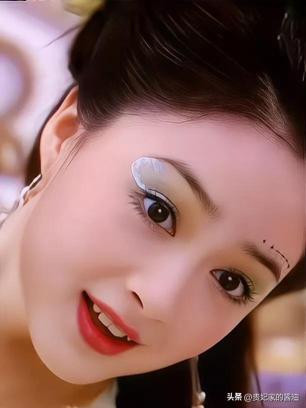Jiang Xin as Lu'er - Part 1 - iMedia