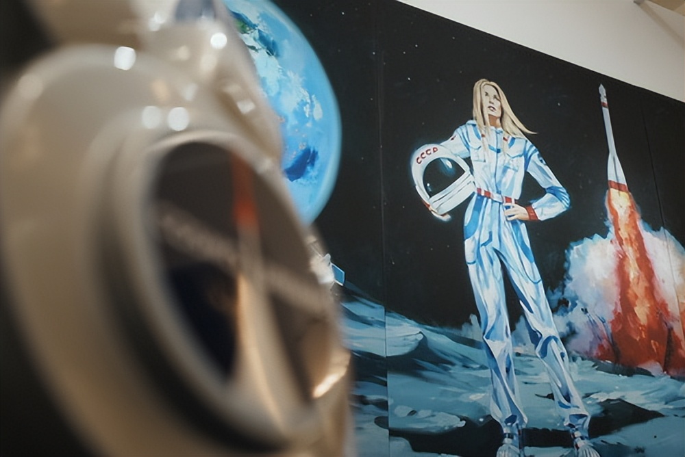 Marina Fedorova's "Cosmic Dream" lands on ART021 - iNEWS