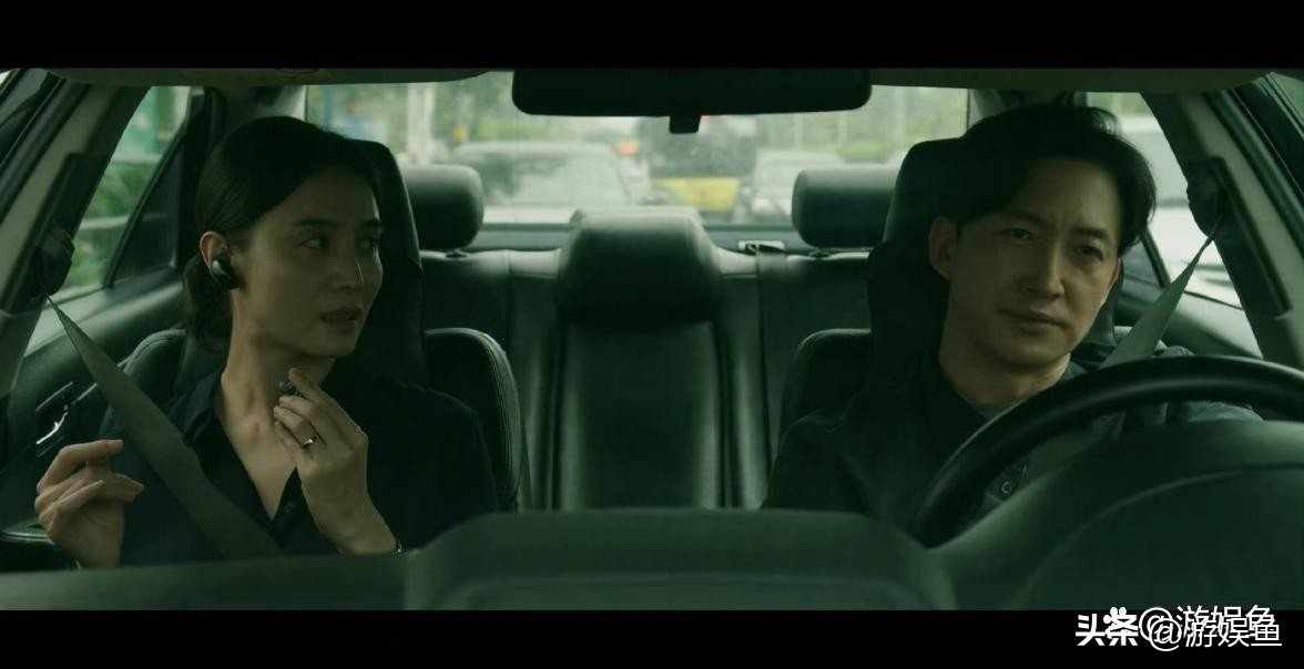 The plot of Feng Xiaogang's "Echo" ruined the three views, and Xu Fan's amazing remarks were ...