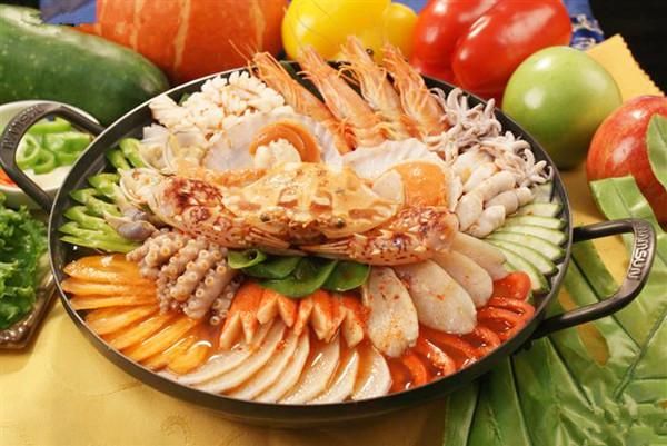 How many amazing delicacies do you know in Macau? Let's take a look ...