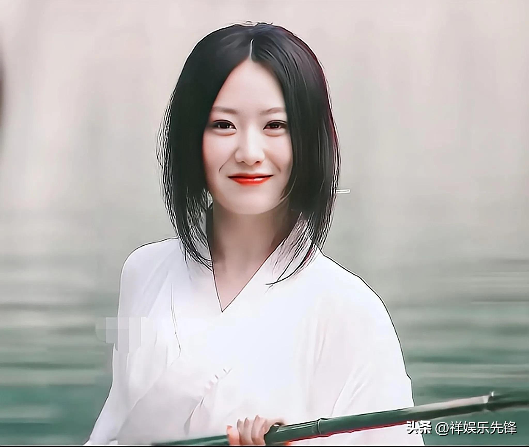 Bai Bing, one of the four beauties in Beijing! - iNEWS