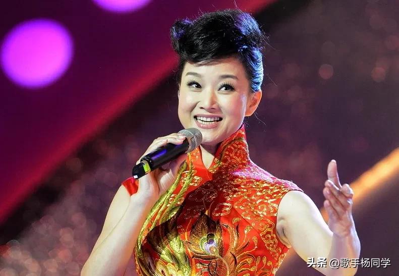 Judging from Song Zuying's seclusion, singers have quit the stage one ...