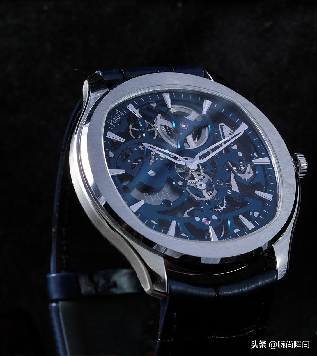 Piaget Polo Blue Cutout Review - iNEWS