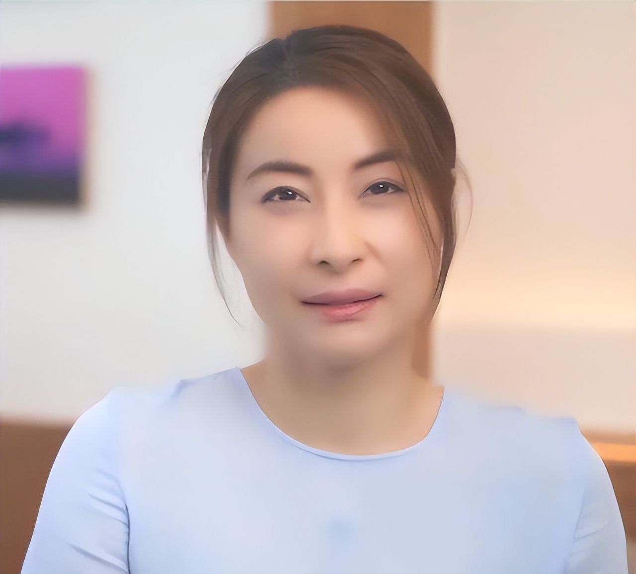 Huo Qigang took a family photo to celebrate Guo Jingjing's Mother's Day ...