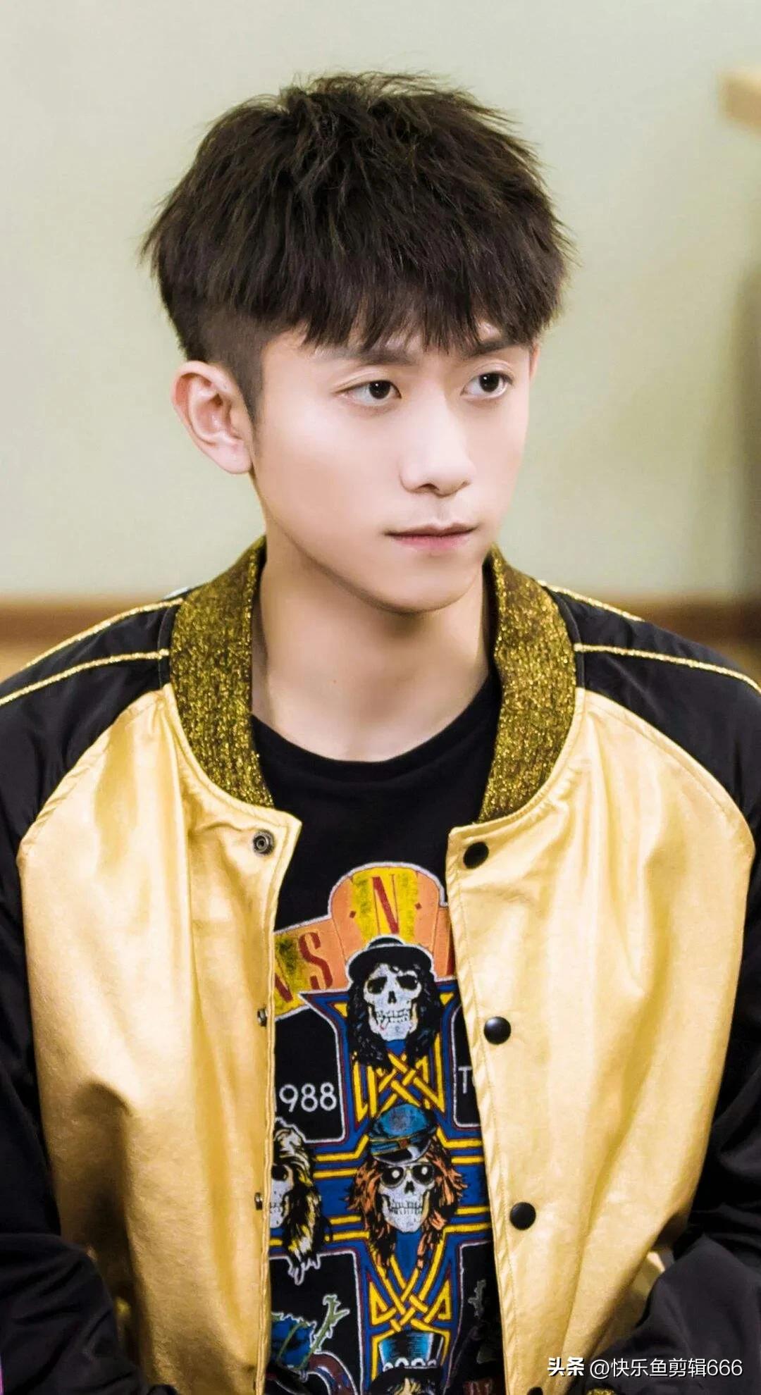 Liu Xing Xiaoyu is in the same frame after many years, whose childhood ...