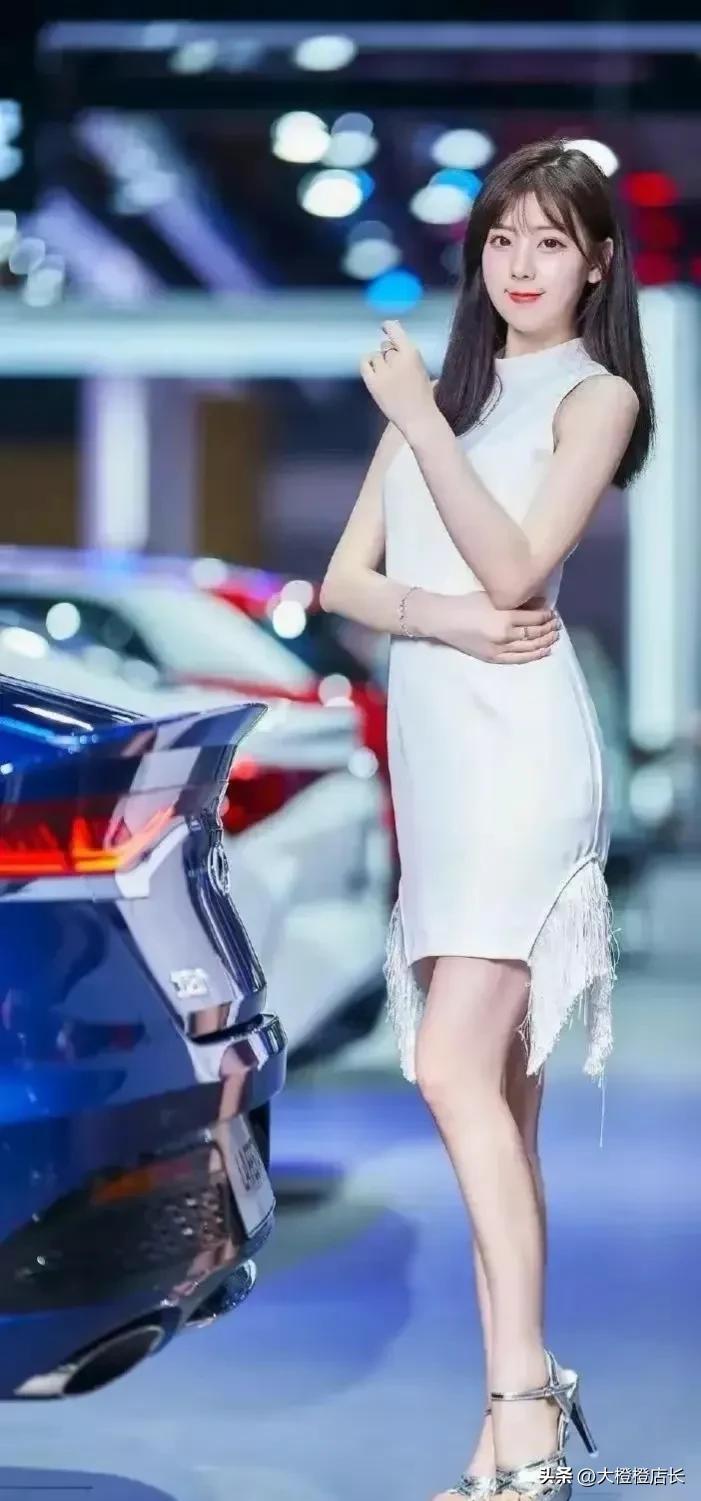 Chunxiao, the most beautiful car model, and HiPhi Y, the "Idol power ...