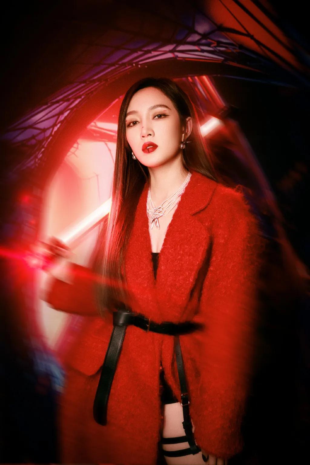 Photo of Meng Jia, a girl from Loudi, Hunan, is cold and beautiful - iNEWS