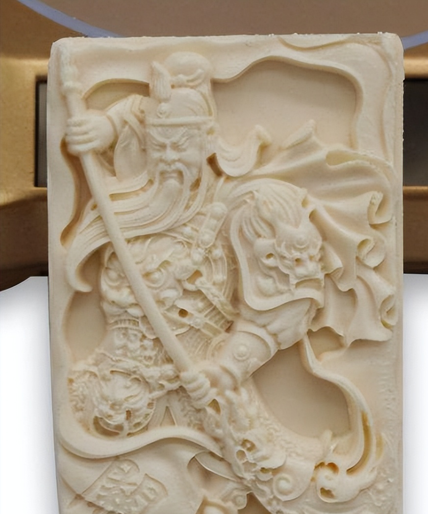 Risking life to reveal fake mammoth ivory inside story - iMedia