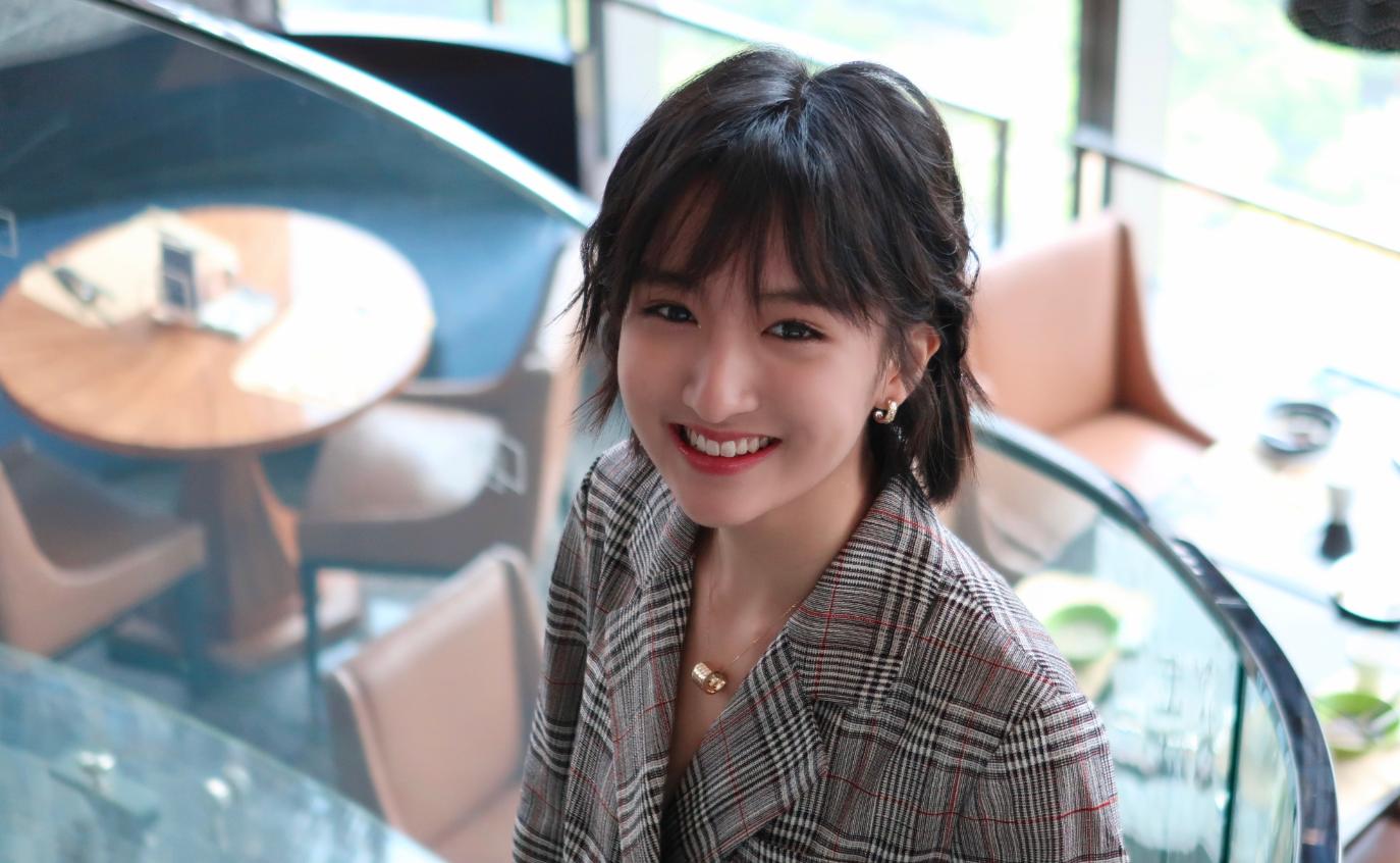 She is known as "the second generation of the most beautiful star", her mother is Tony Leung's ...