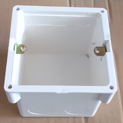 Civil construction uses aluminum formwork, how to accurately pre-embed ...